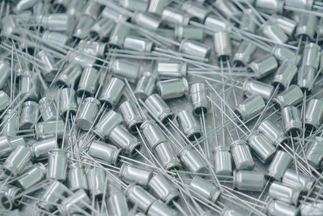 2.5V Solid Oxide Electrolyzer 2.4.1 Conductive Polymer Aluminum Solid ...